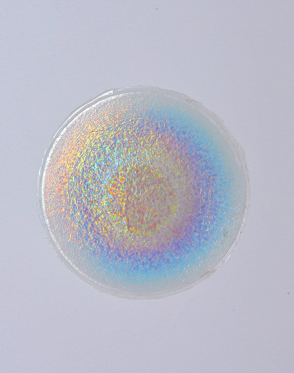 Elissa Brunato Creates Bio Iridescent Sequin With A Waste-Free Process ...
