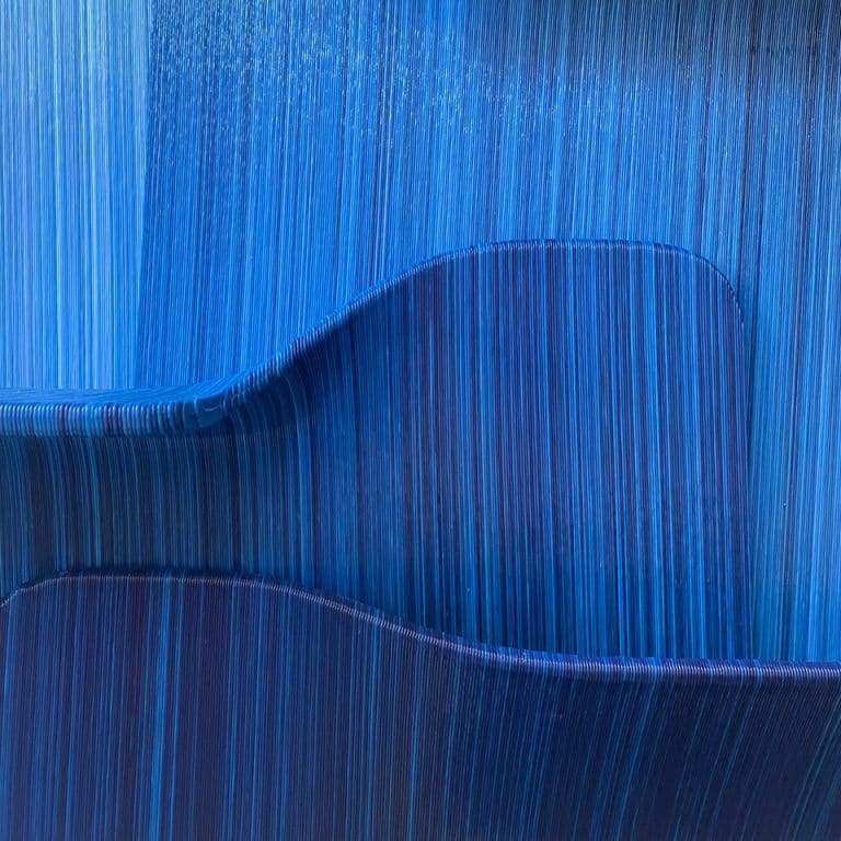 Nostrum's Sinuous Design Inspired by Breaking Waves - Visual Atelier 8