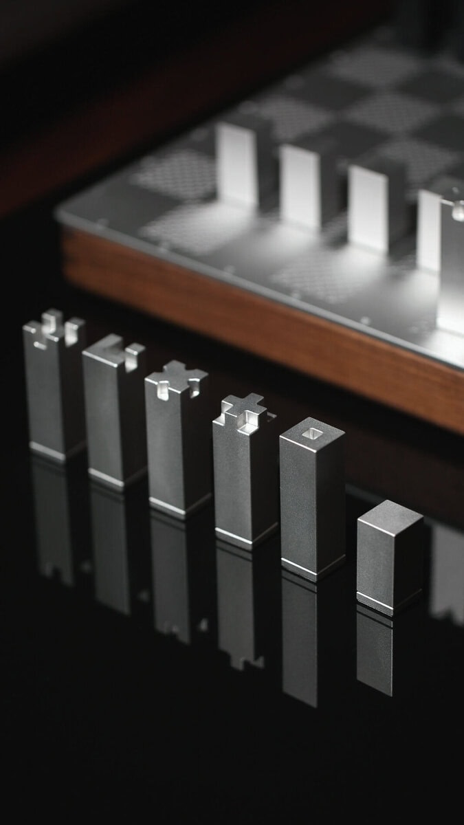 Pavel Pitaev designs a modern and minimalist chess set - Visual Atelier 8