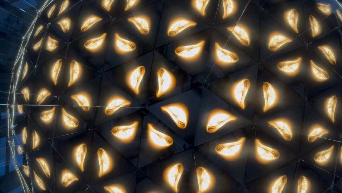 Olafur Eliasson's "OPEN" exhibition at MOCA Los Angeles as a dynamic ...