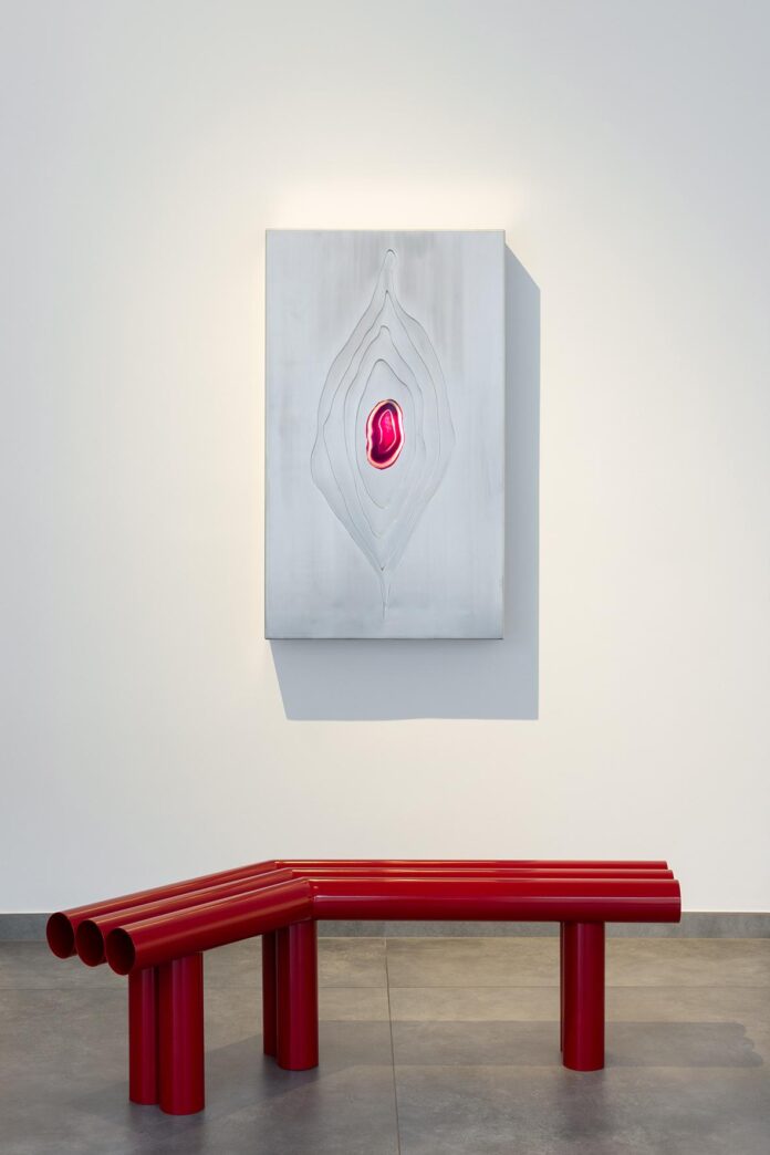 Galerie Liberté: Axel Chay unveils his latest creations in "Précieuse ...