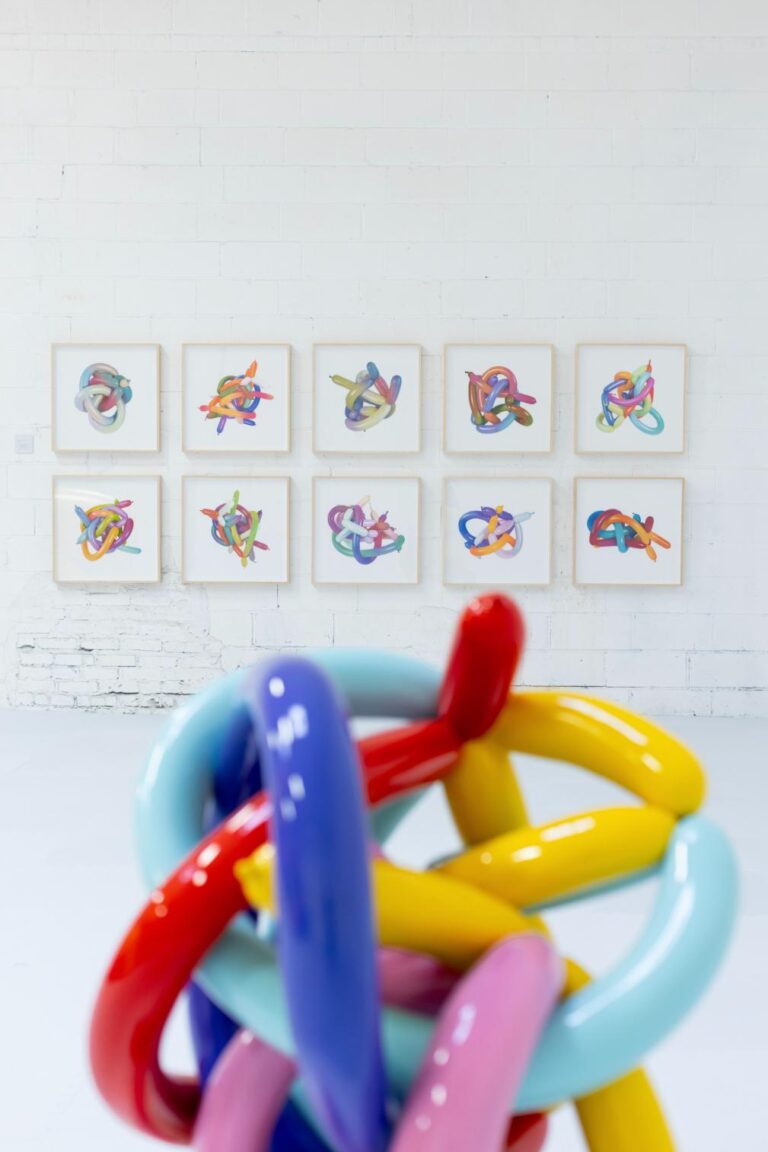 Cj Hendry "Keff Joons" exhibition reimagines Jeff Koons balloon art ...