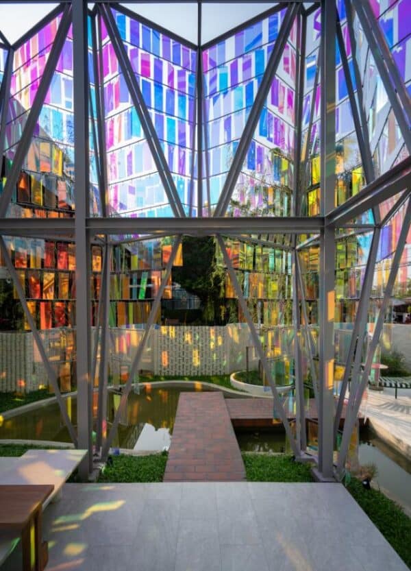 THE FACETS by BBWORKSPACE: A gemstone-inspired café - Visual Atelier 8