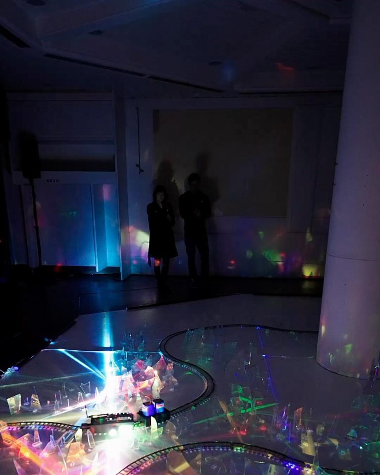 Sven Sauer installation Deviation shows how broken glass reflects human ...