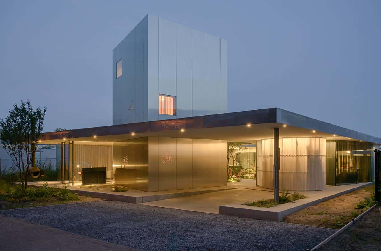 Studioninedots designs Villa Fifty-Fifty house as garden pavilion in ...