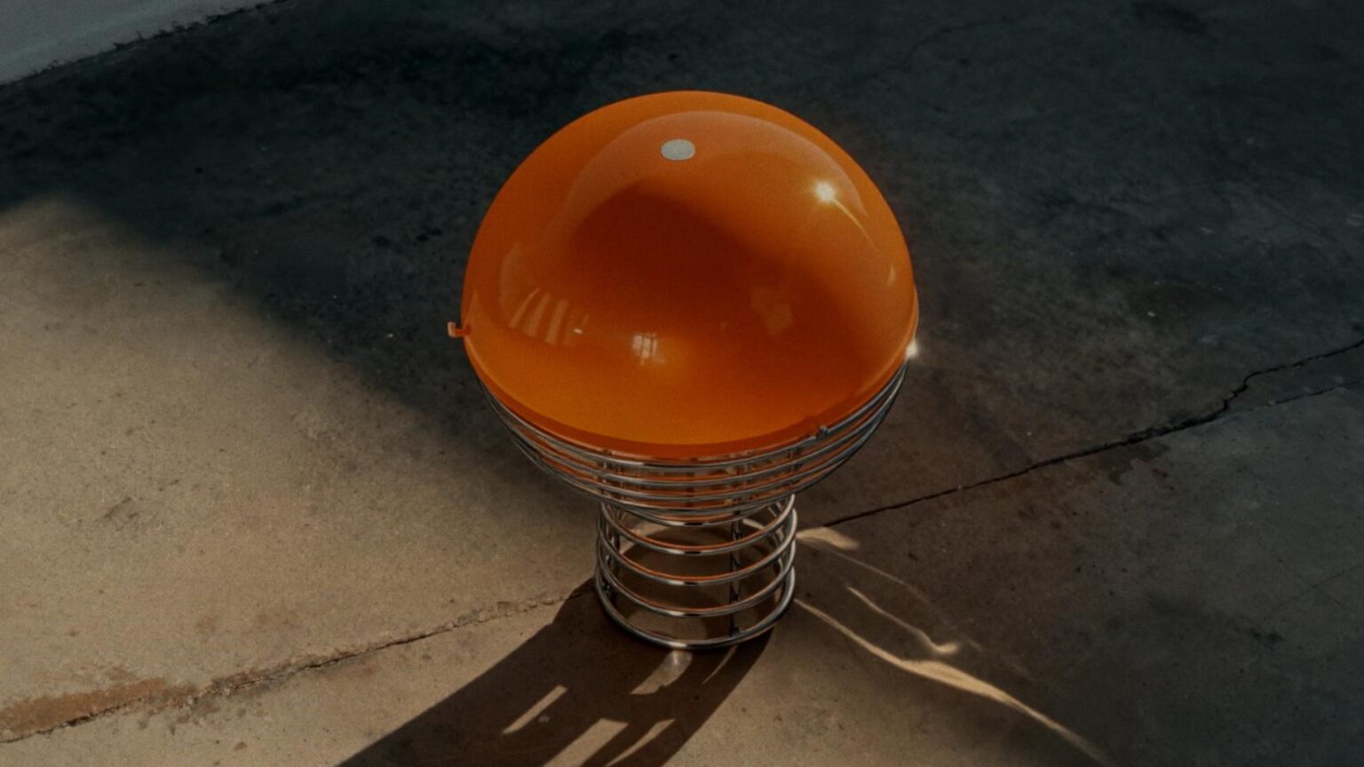 FRAME debuts an AI-crafted film for Verpan’s Wire Portable Lamp ...